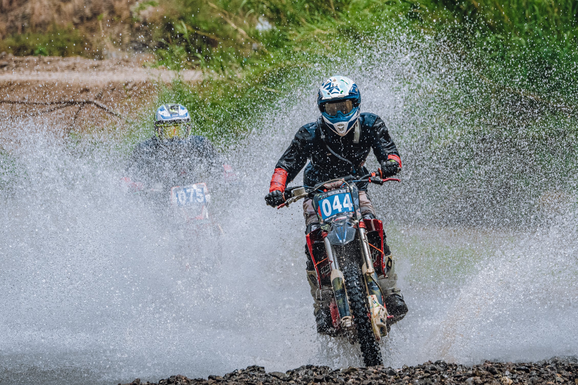 Adult Electric Dirt Bike Tricks: Learning and Mastering the Art - TYEMOTO