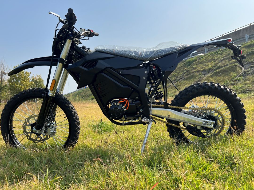 Explore 2025 Street-Legal Electric Enduro Dirt Bikes